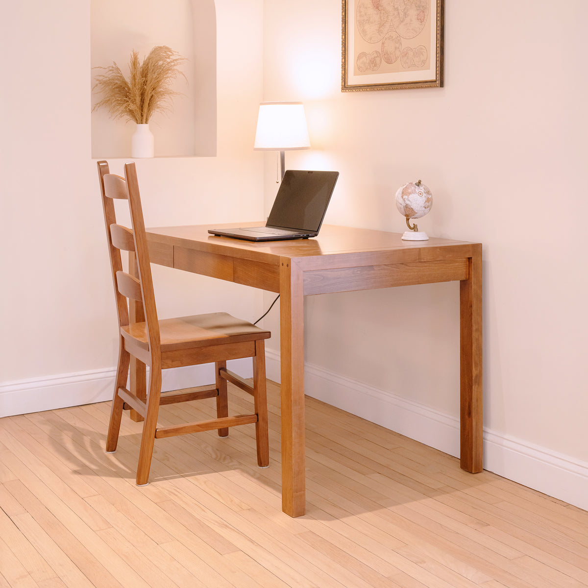 Miter Leg Writing Desk – HUNT Country Furniture